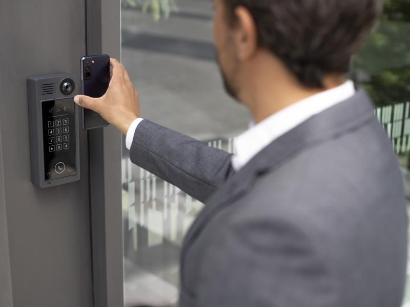 A1610-B ネットワークドアコントローラー (AXIS) - システムケイカメラ